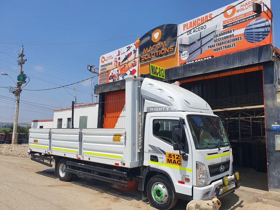 4. Inauguración de local comercial para el sector industrial - Macom Peru